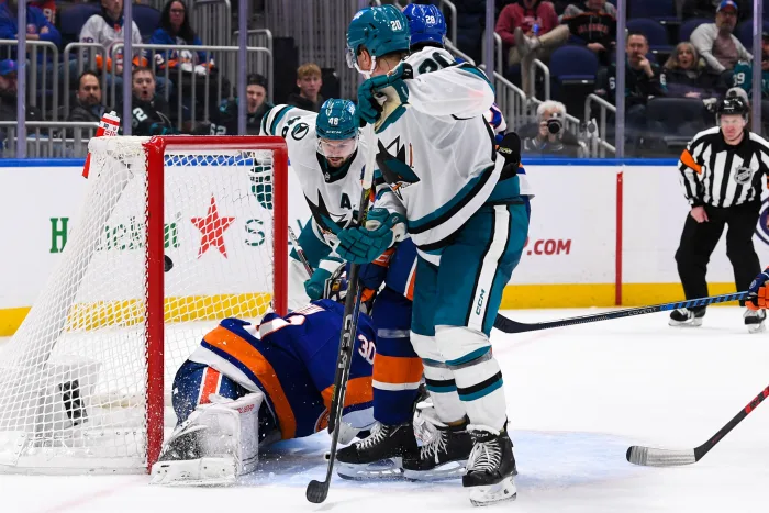 The New York Islanders Rollercoaster of a Season Thus Far - Drive4Five